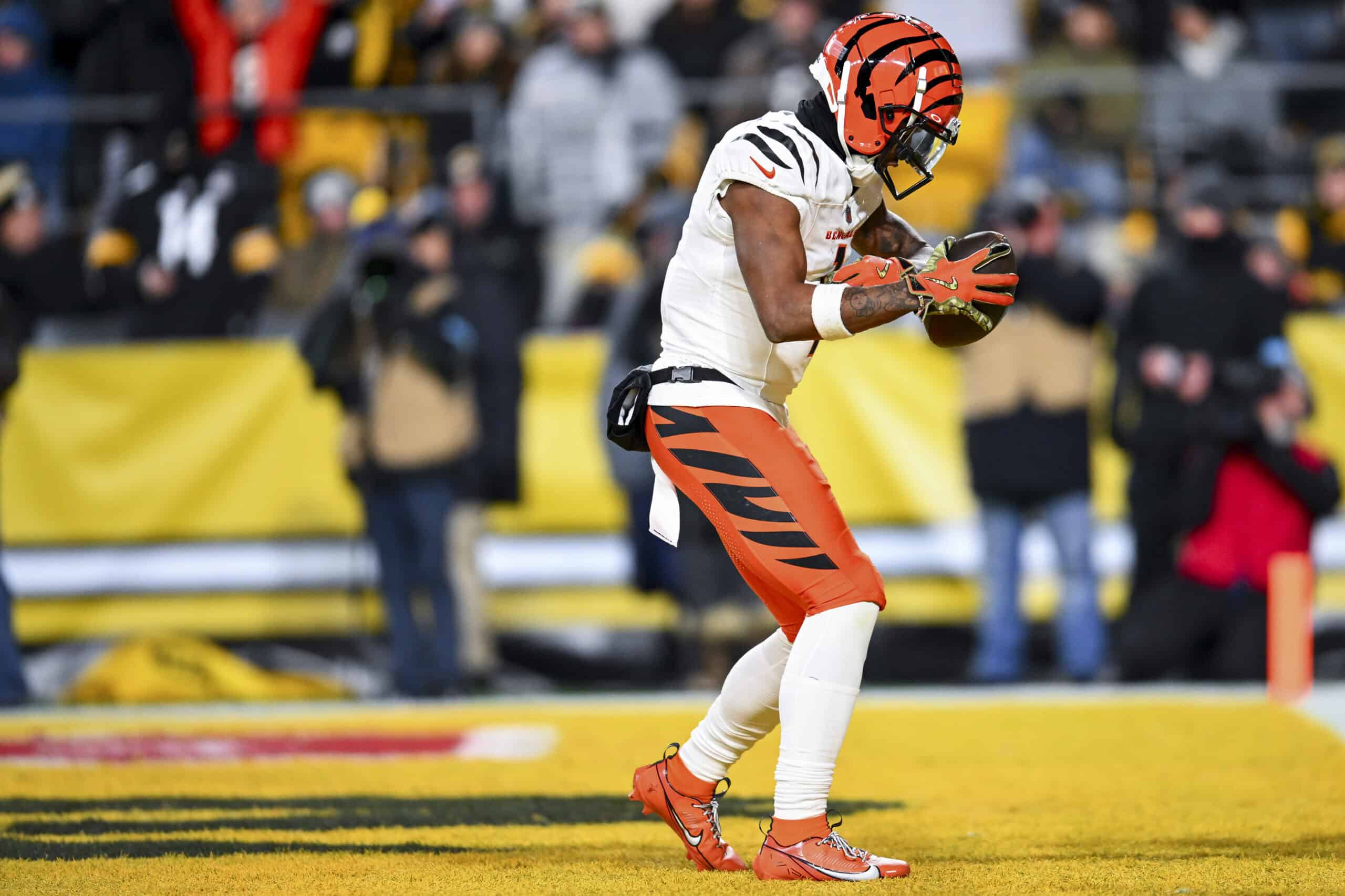 Ja'Marr Chase Shows Off New Purchase After Big Contract