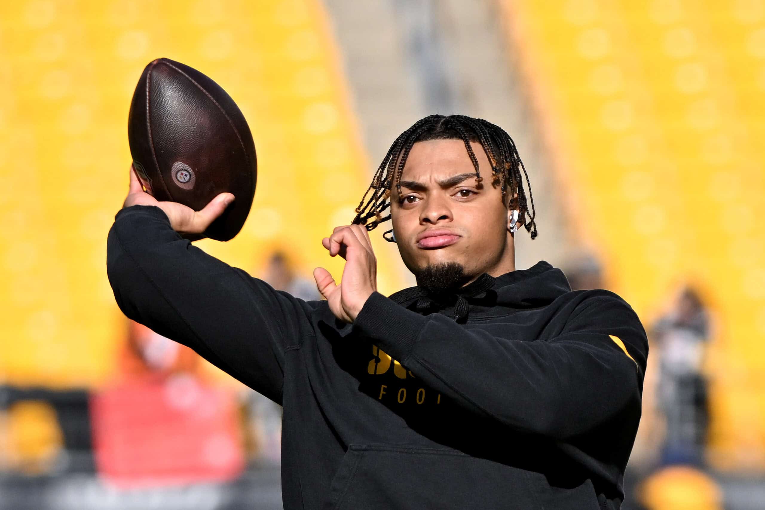 Justin Fields Is Signing With A New Team